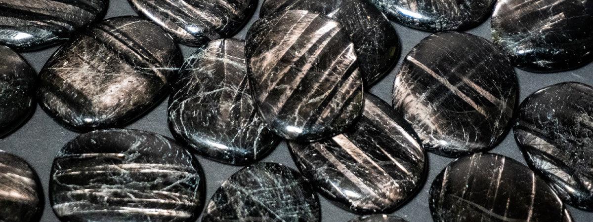 Hypersthene: Healing Properties, Uses, and Compatibility Guide – MLD ...